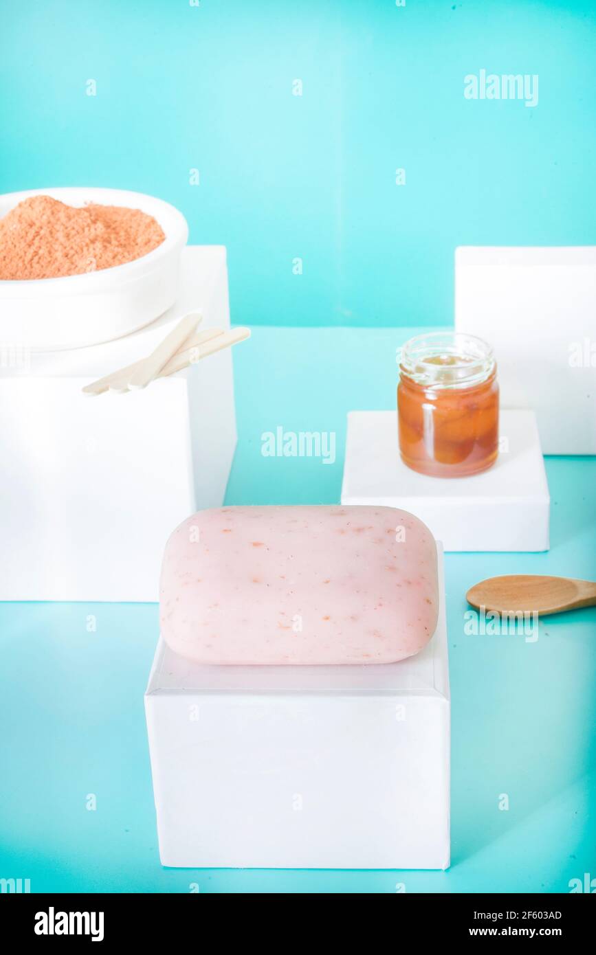 Clay powder soap hi-res stock photography and images - Alamy