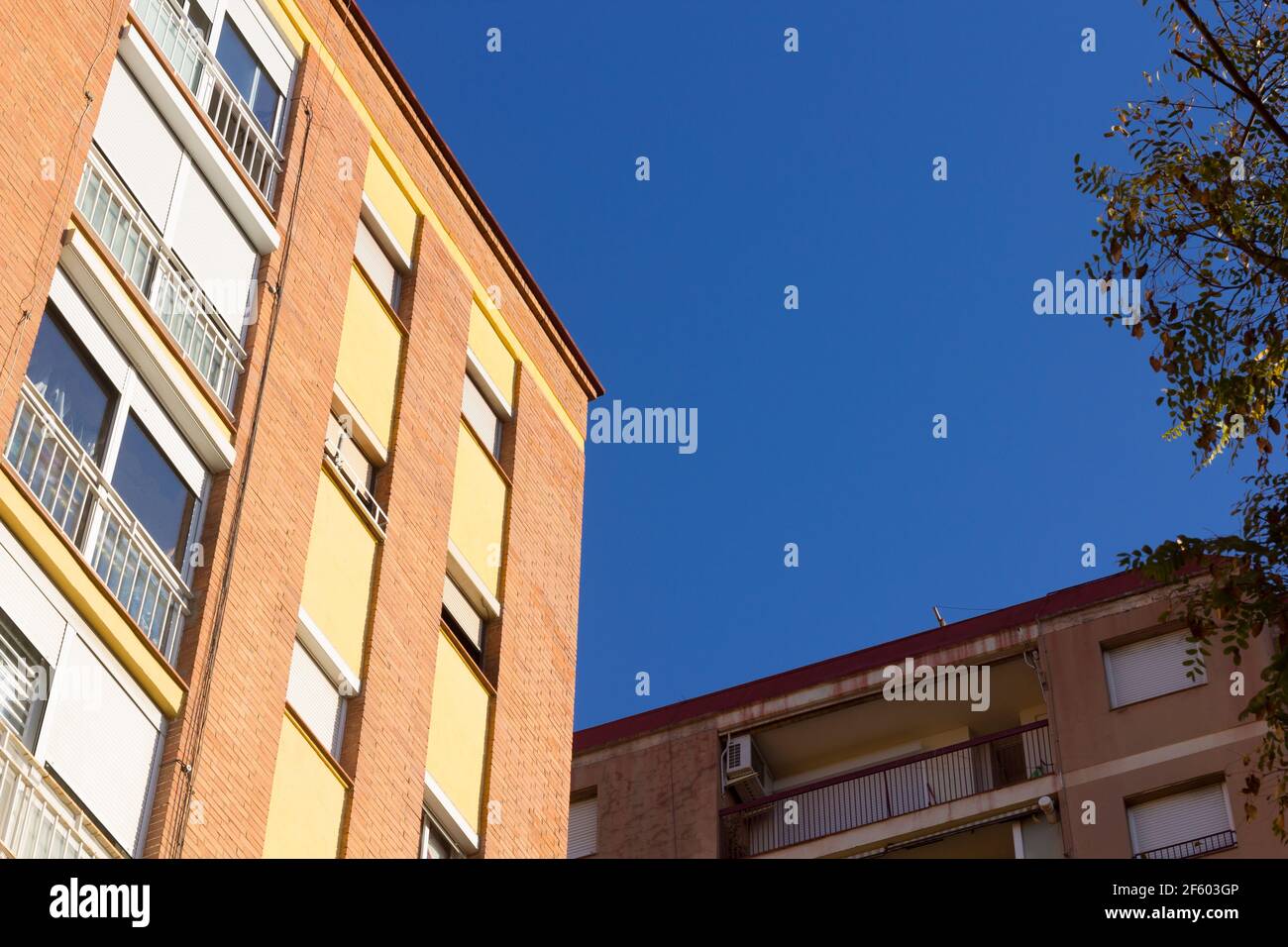 How to build a simple blue house hi-res stock photography and images ...