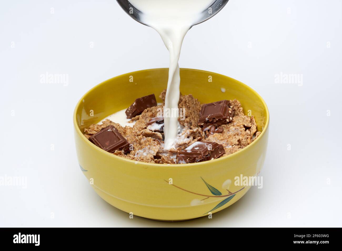 Pouring milk over hi-res stock photography and images - Alamy