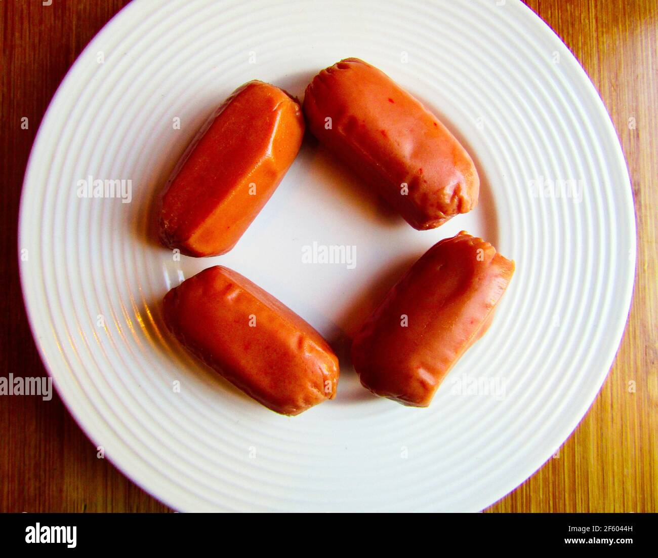 Cocktail sausages hi-res stock photography and images - Alamy