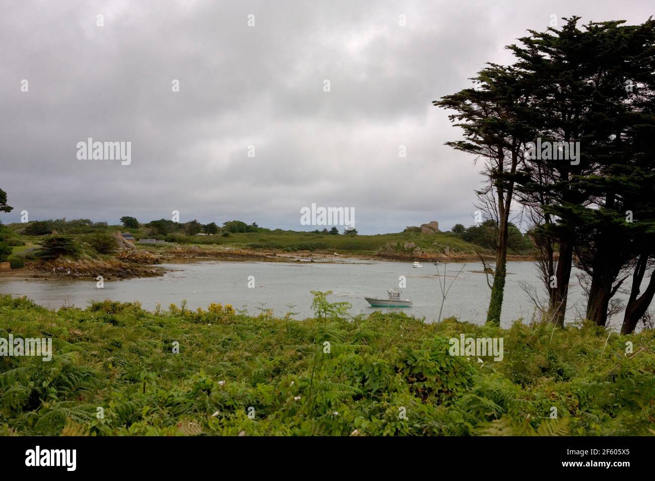 A quiet inlet on the eastern shore of the Île-de-Bréhat, Côtes d'Armor ...