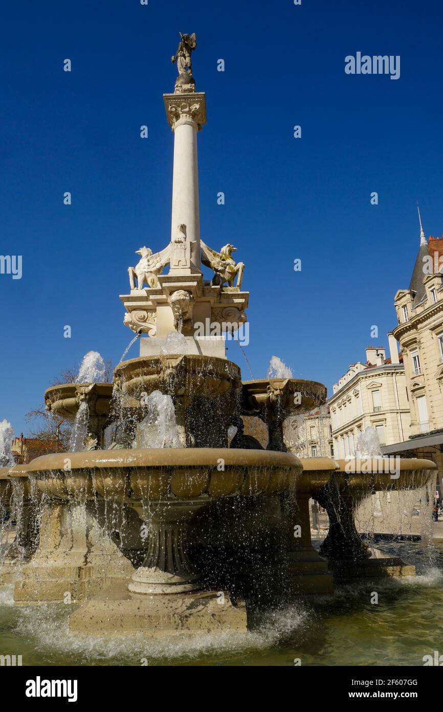 Historical building and Monumental Fountain, General de Gaulle ...
