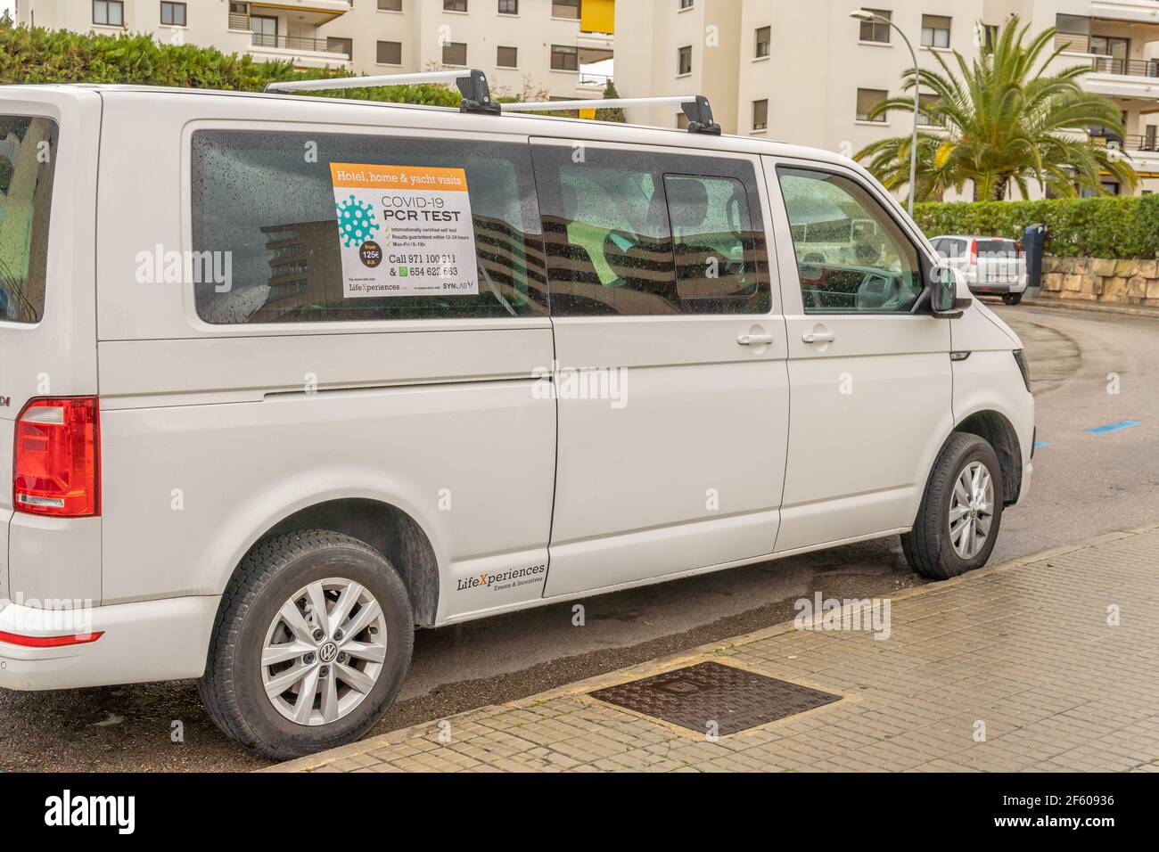 Body part services hi-res stock photography and images - Alamy