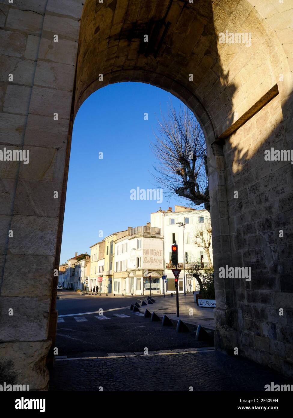 French provincial gate hi-res stock photography and images - Alamy