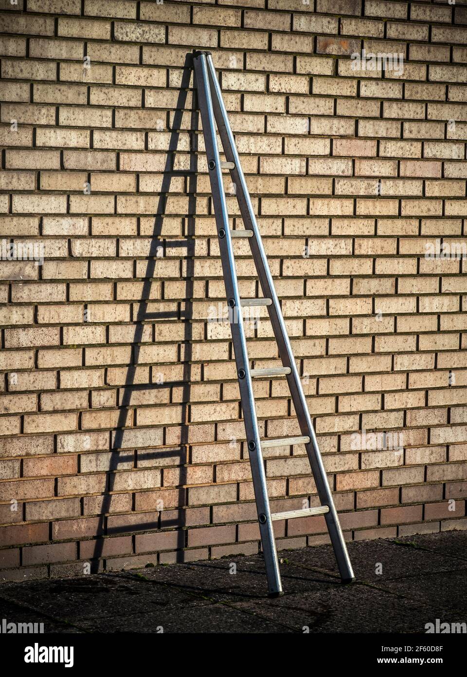 Ladder leaning window hi-res stock photography and images - Alamy