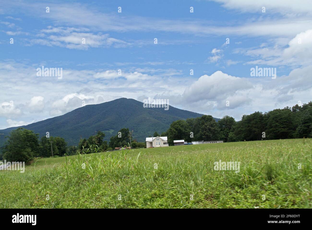Farmhouse in the Blue Ridge Mountains, VA, USA Stock Photo - Alamy