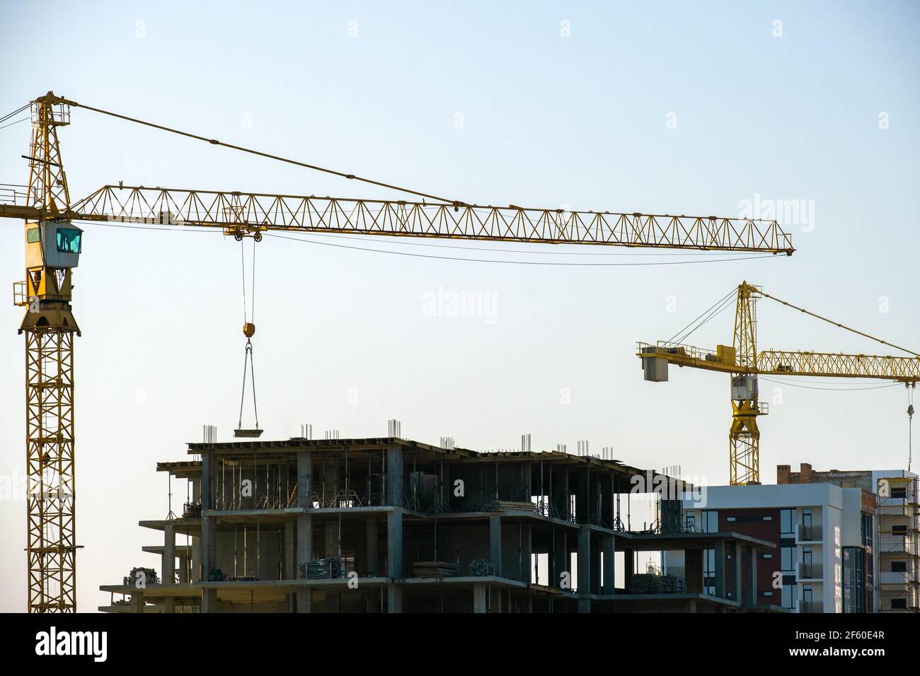 Aerial view tower lifting cranes hi-res stock photography and images ...