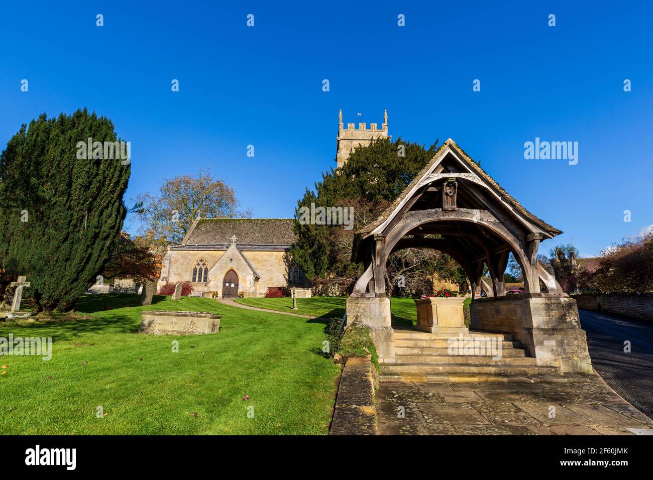 Lychgate hi-res stock photography and images - Alamy