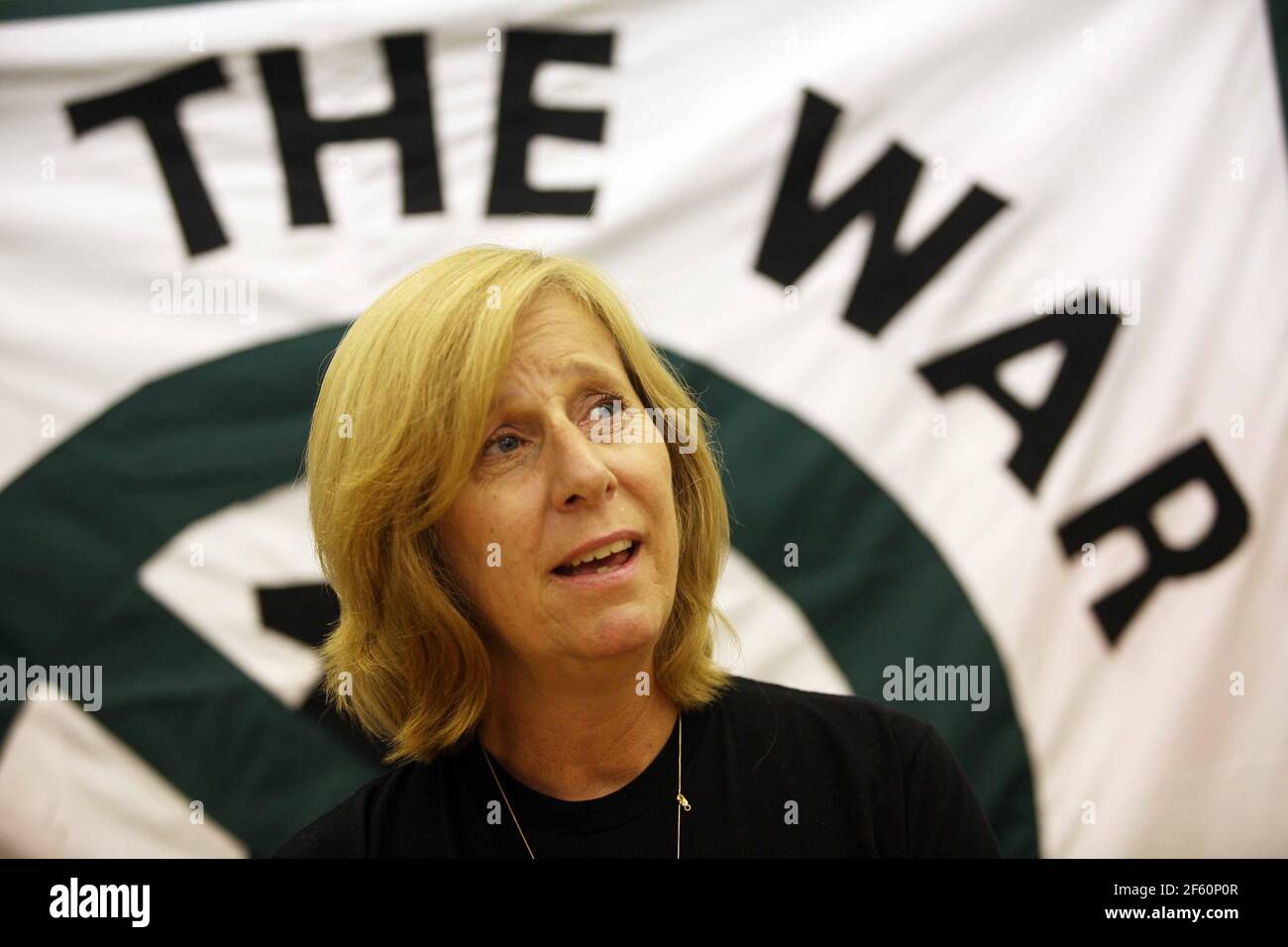 Cindy sheehan hi-res stock photography and images - Alamy