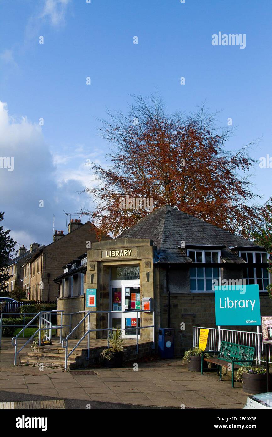 Huddersfield sign welcome hi-res stock photography and images - Alamy
