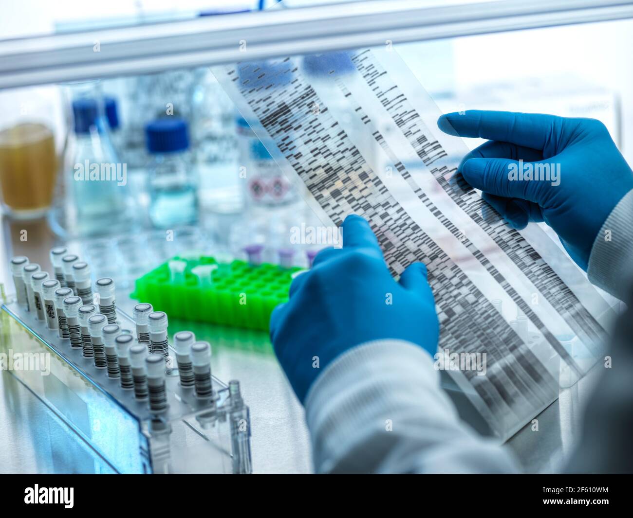 Dna sequencing hi-res stock photography and images - Alamy