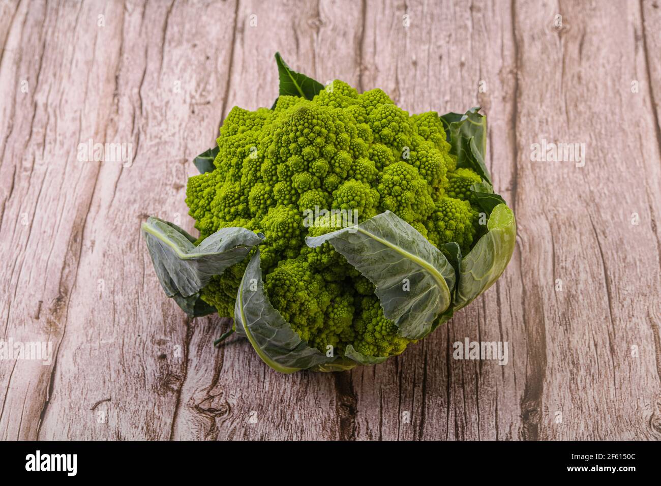 Tasty Vegan organic food - Romanesco cabbage Stock Photo - Alamy