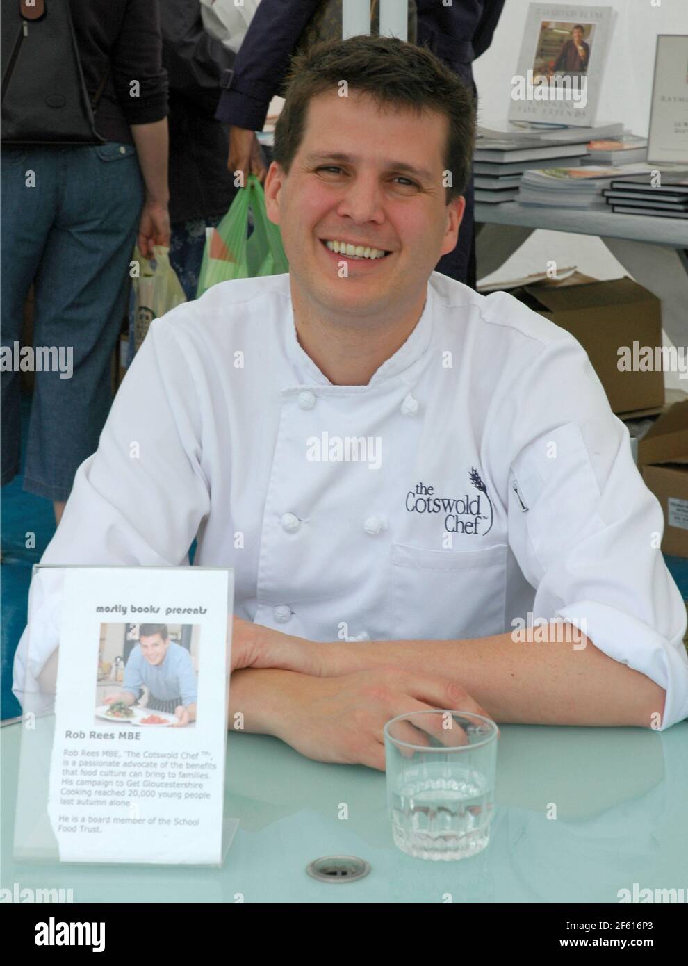 Founder wiggly worm charity 2007 hi-res stock photography and images ...