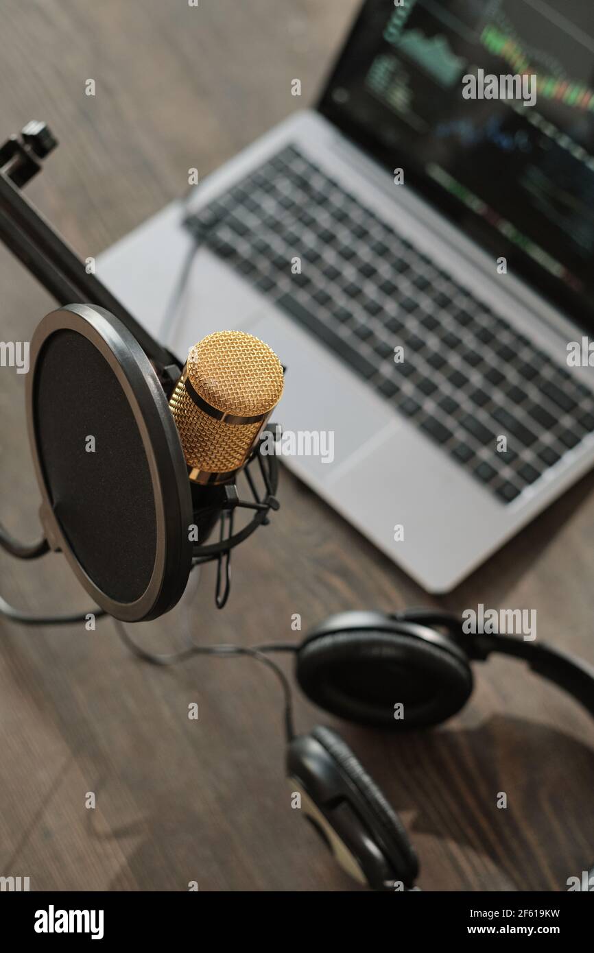 Communications equipments hi-res stock photography and images - Alamy