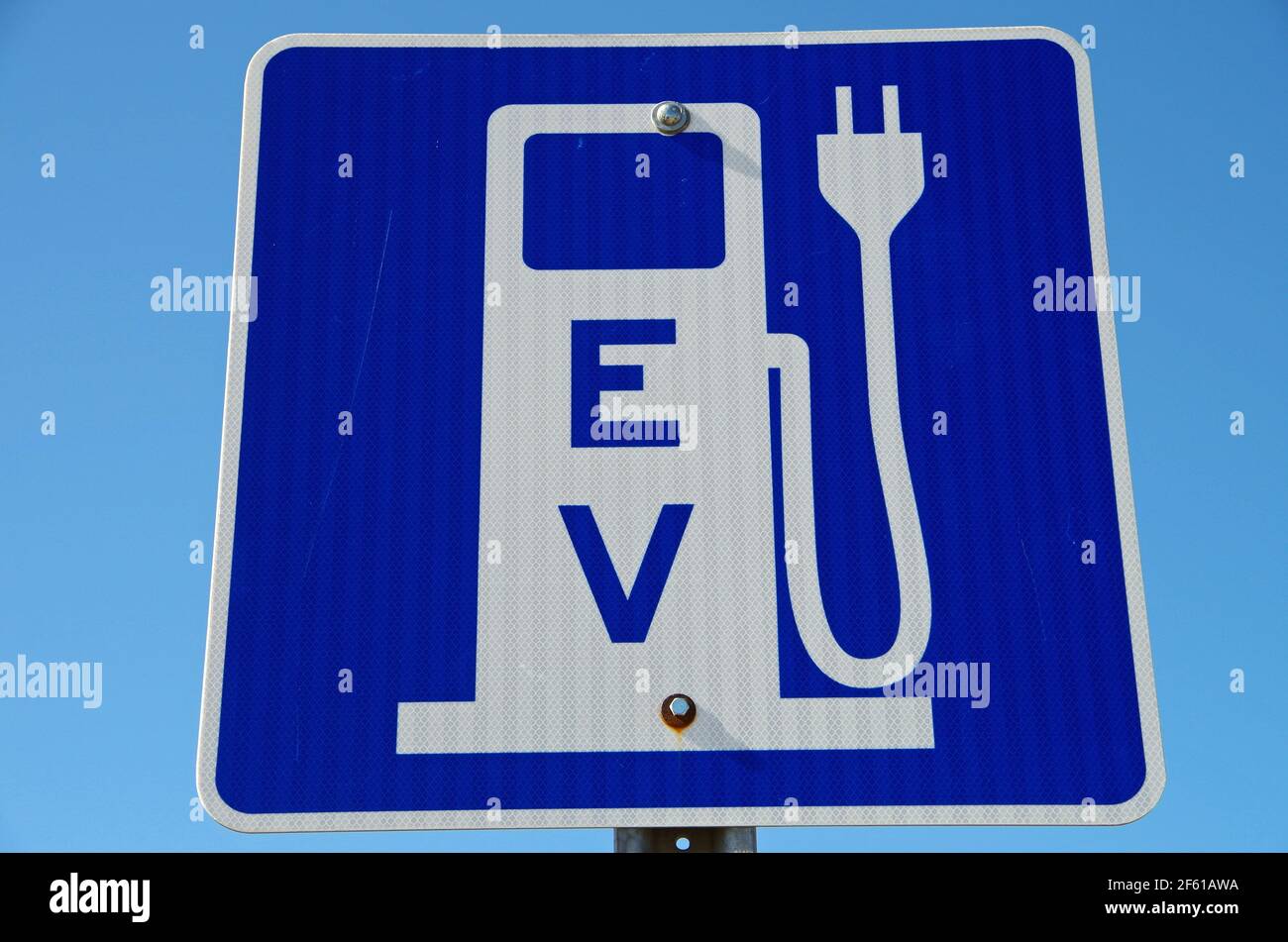 Electric vehicle charging Sign USA Stock Photo - Alamy