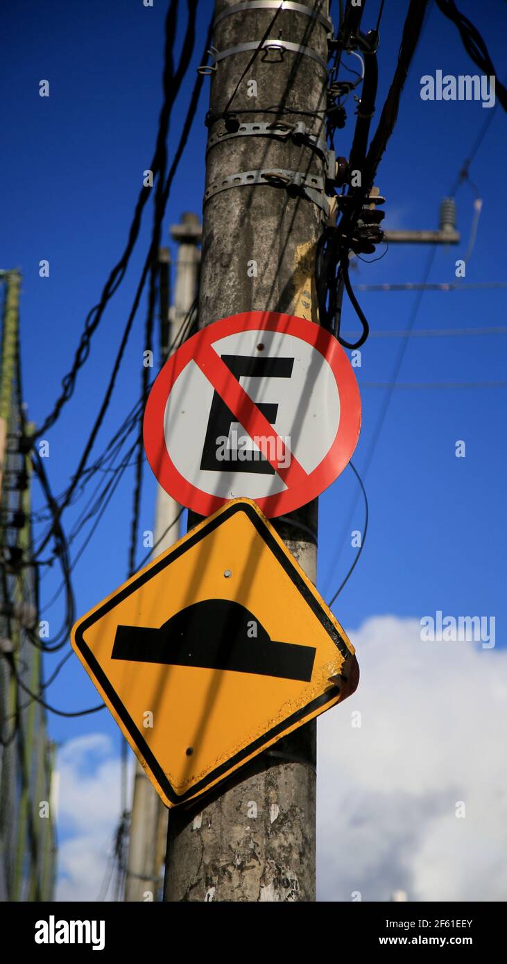salvador, bahia / brazil - july 4, 2020: traffic signs indicate speed ...
