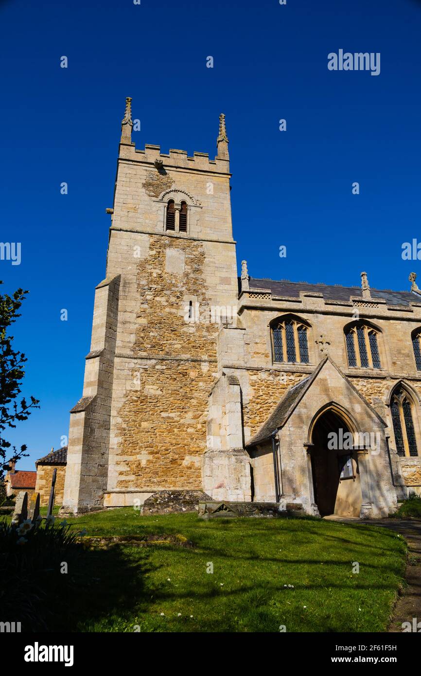 British village church hi-res stock photography and images - Alamy