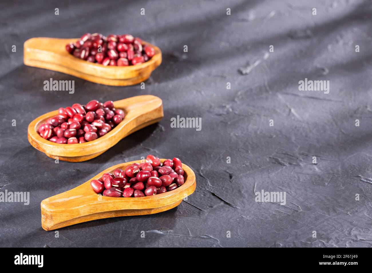 Vigna angularis - Adzuki organic bean Stock Photo - Alamy