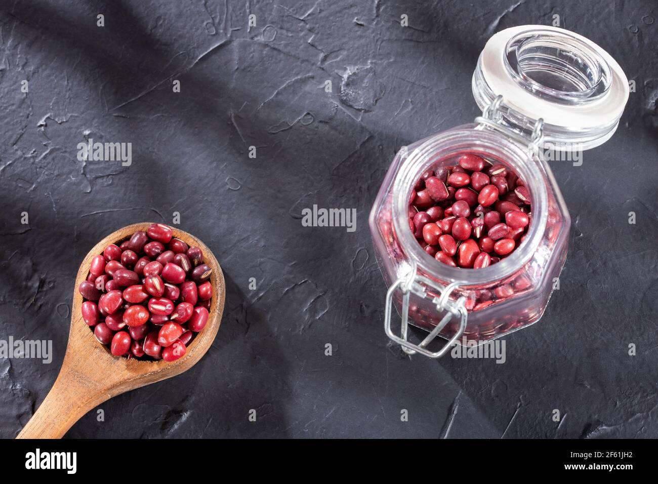 Vigna angularis - Adzuki organic bean Stock Photo - Alamy