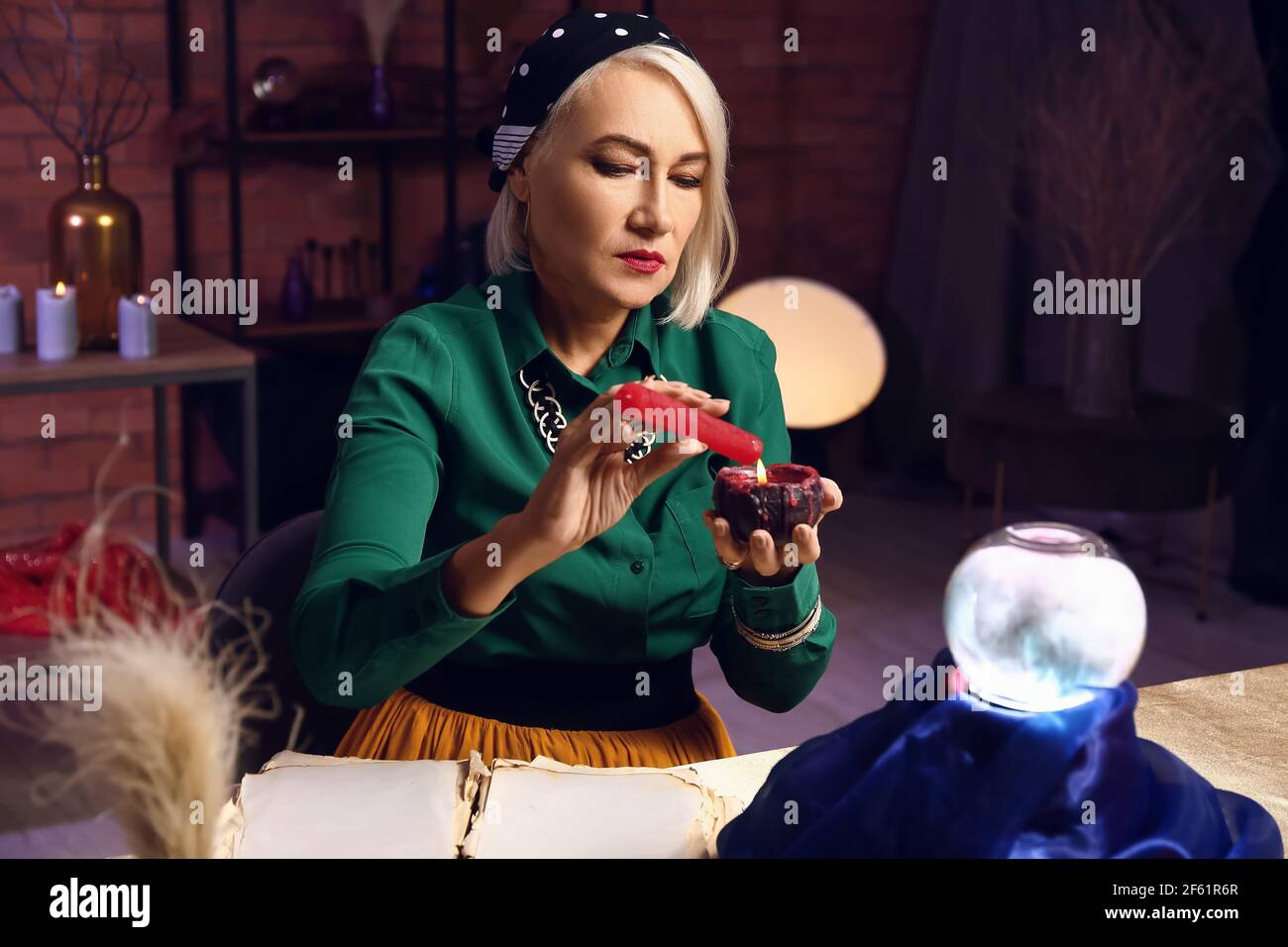 Female fortune teller reading future Stock Photo - Alamy