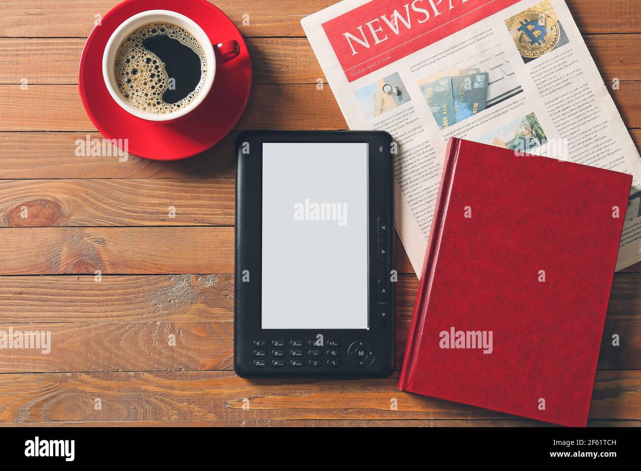 E reader newspaper hi-res stock photography and images - Alamy