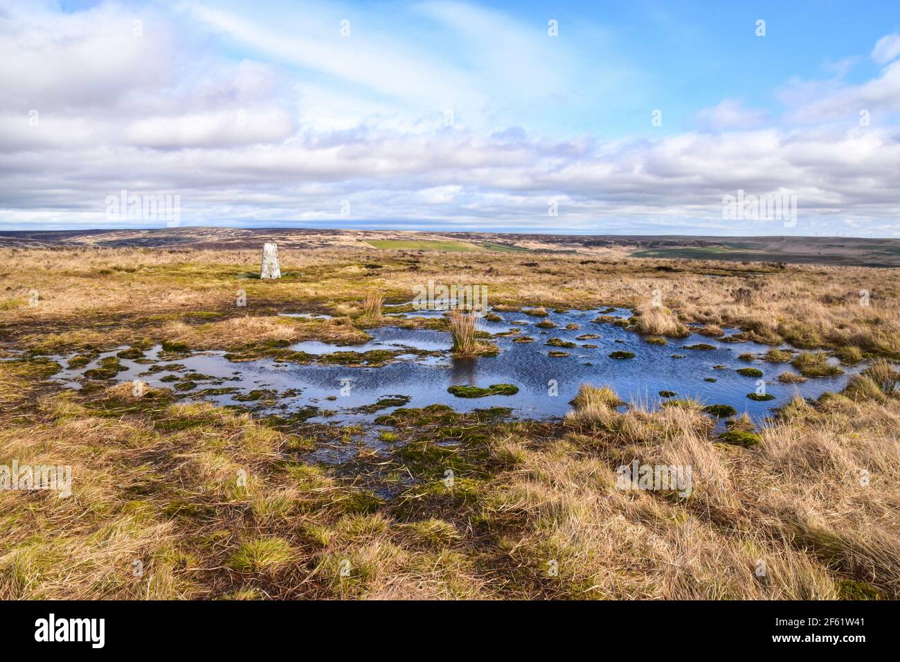 Moorland moor stone hill hi-res stock photography and images - Alamy