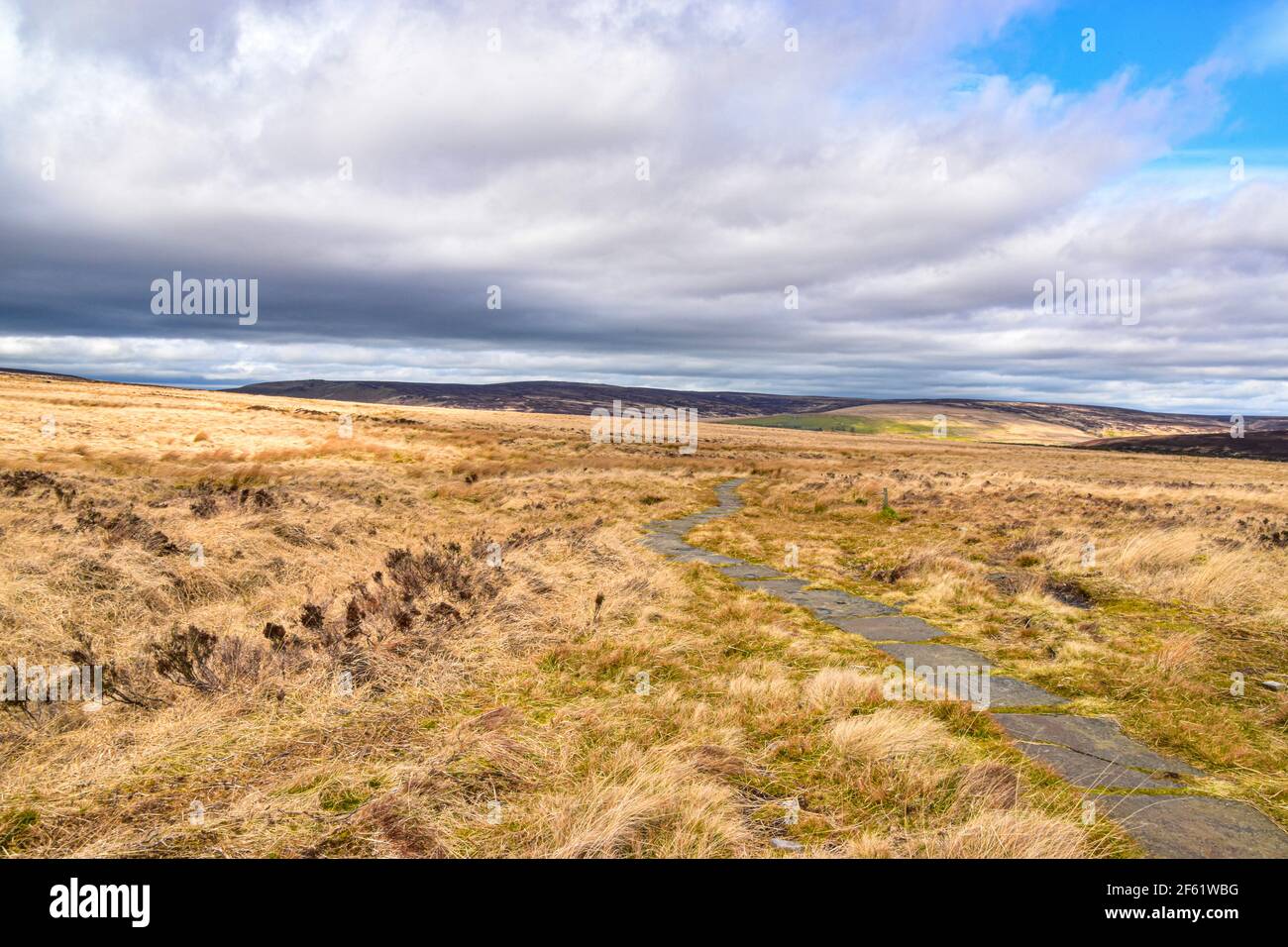 The Pennine Way trail, Heptonstall Moor, Pennines, Pennine Way, West ...