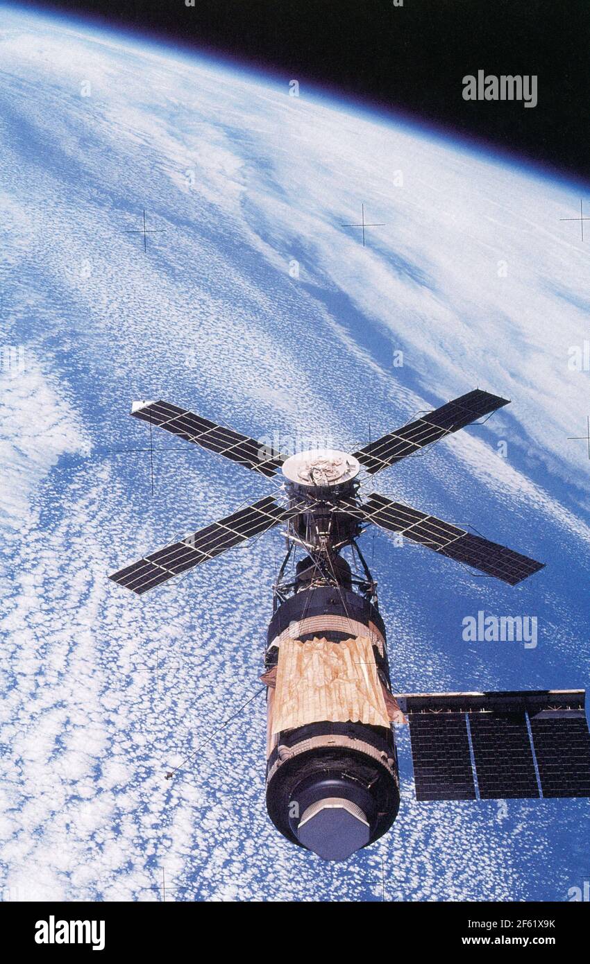 Skylab space station hi-res stock photography and images - Alamy