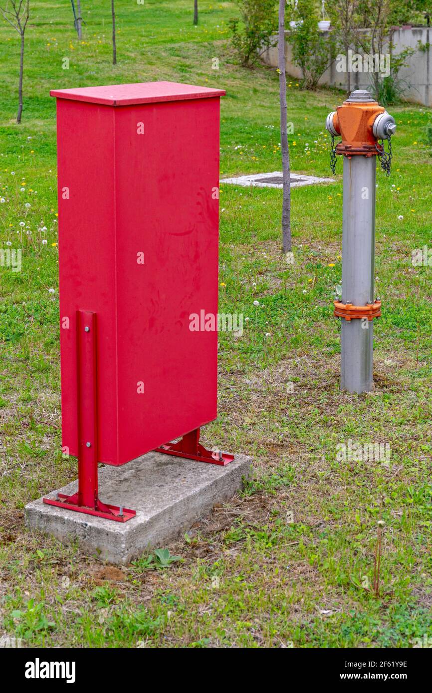 Hydrant box hi-res stock photography and images - Alamy