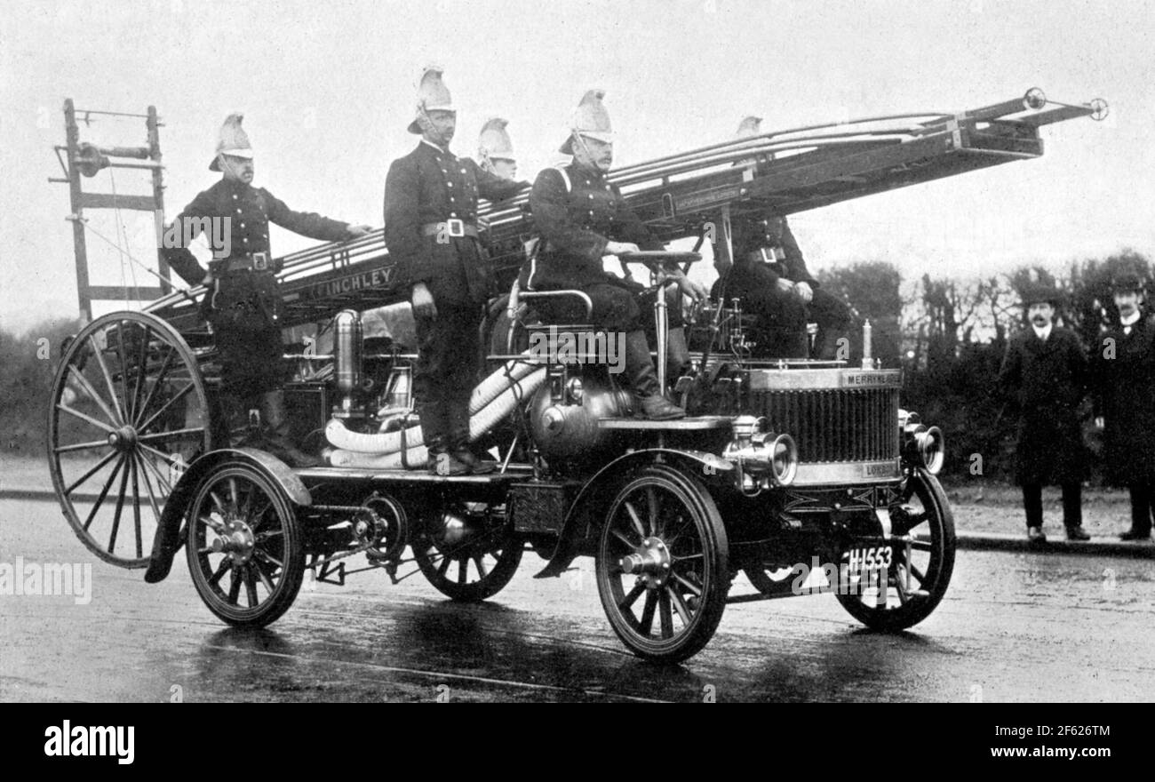 Chemical Fire Engine, 1909 Stock Photo - Alamy