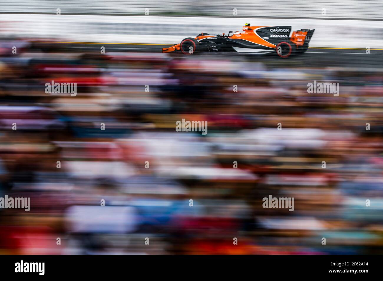 VANDOORNE Stoffel (bel) McLaren Honda MCL32 action during 2017 Formula ...
