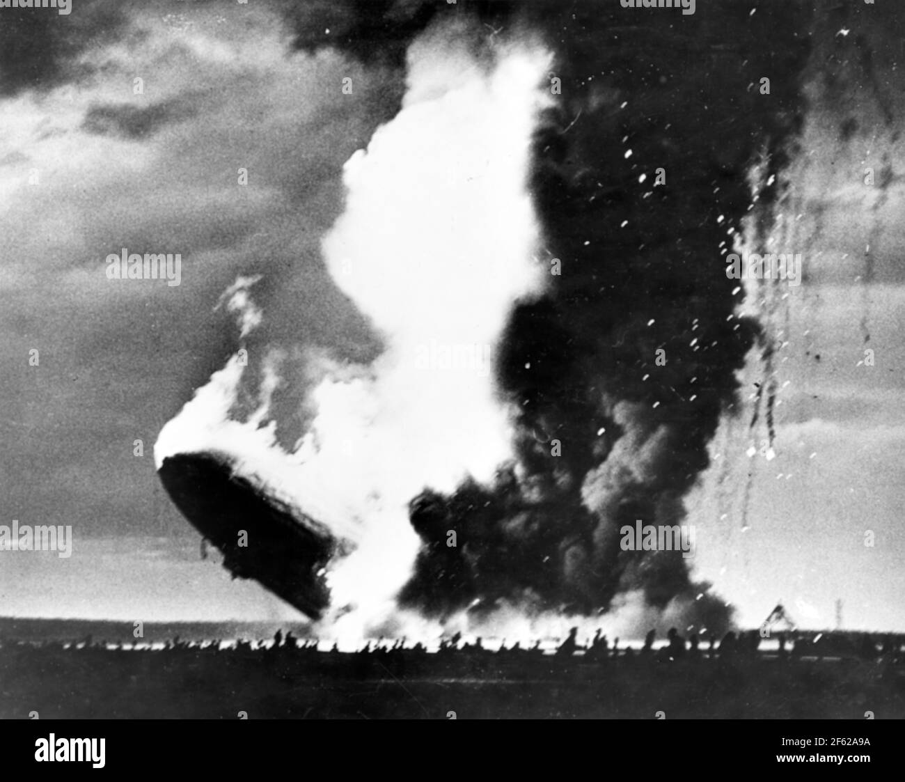 Hindenburg Disaster, 1937 Stock Photo - Alamy
