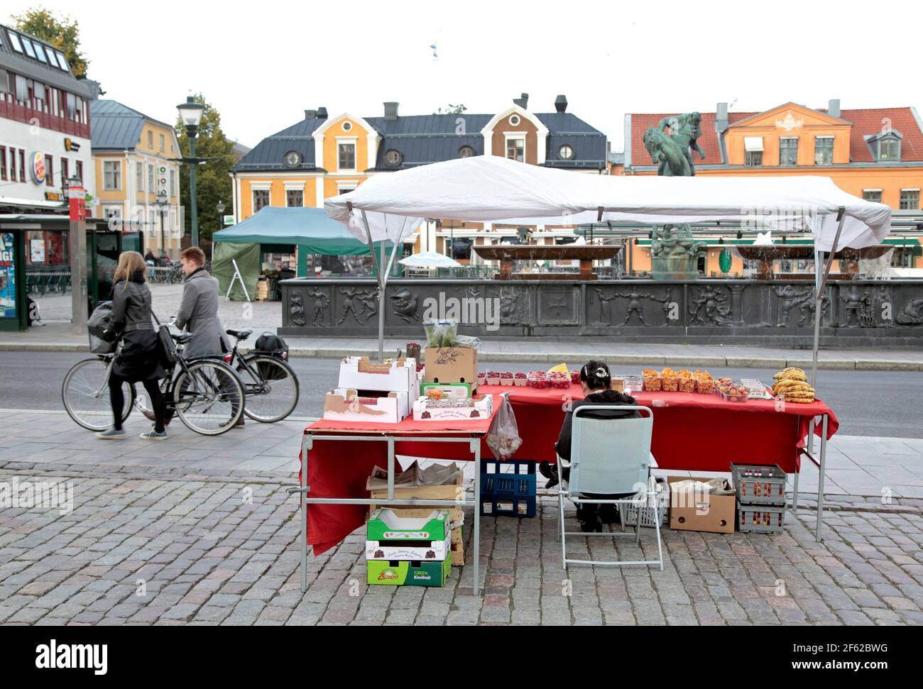 Big square (Stora Torget) in the city of Linköping Stock Photo - Alamy