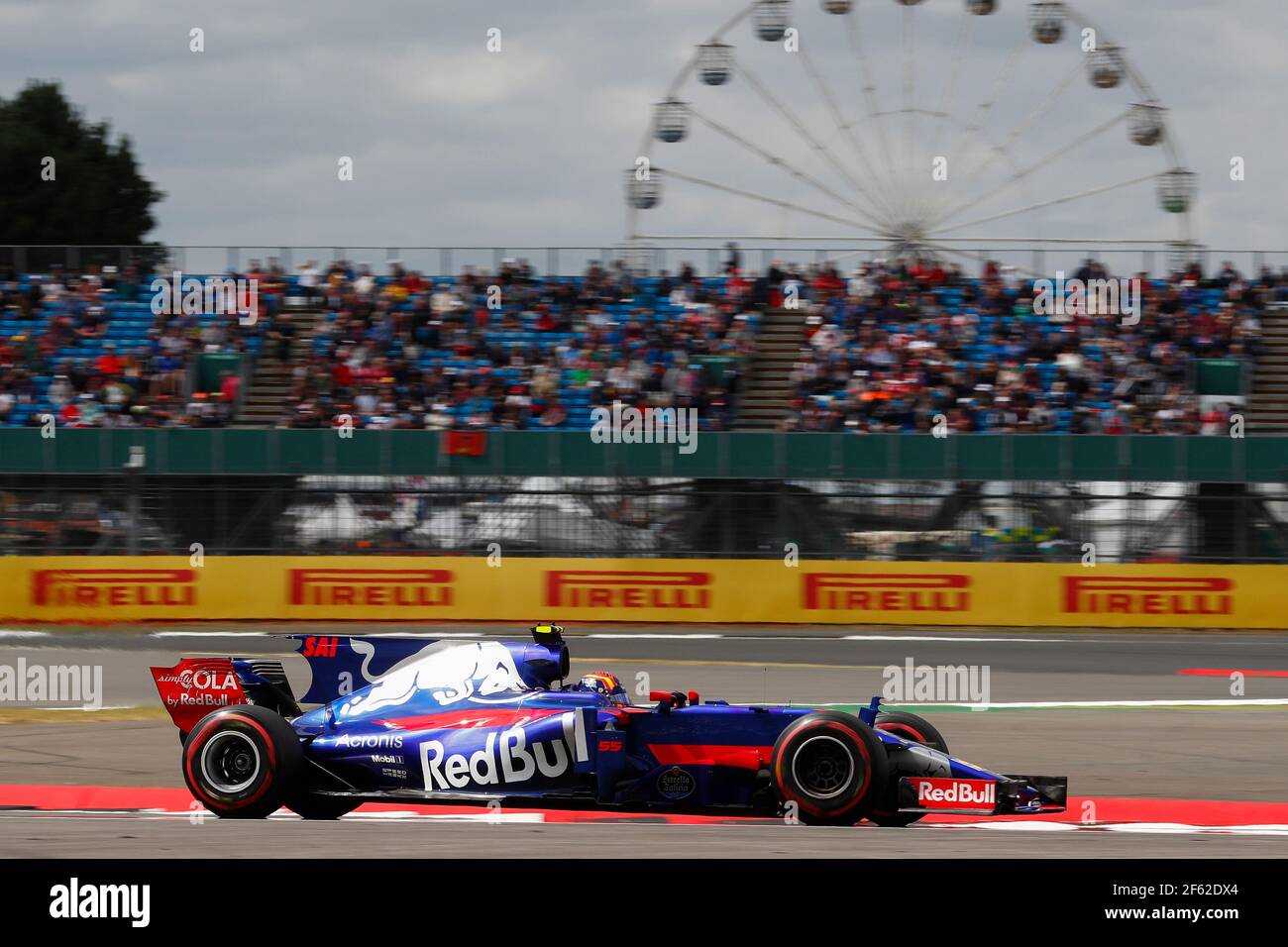 SAINZ Carlos jr (spa) Toro Rosso STR12 action during the 2017 Formula ...