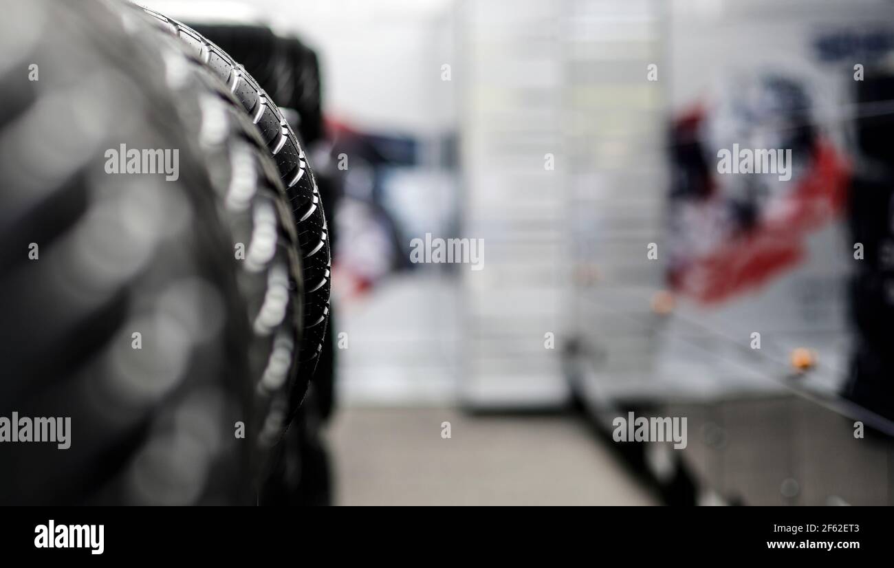 Formule one tyre hi-res stock photography and images - Alamy