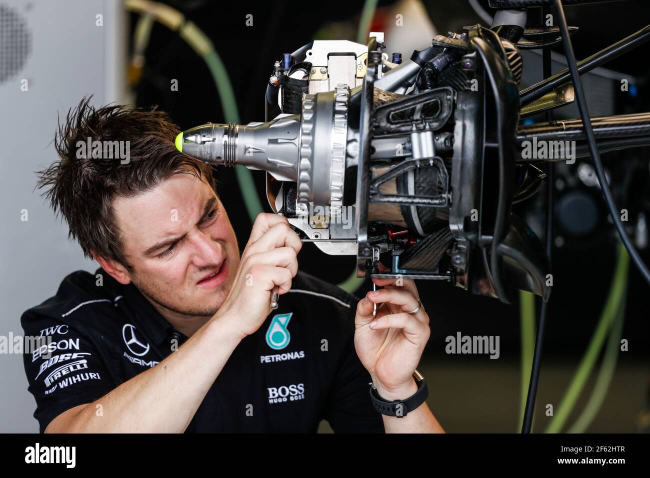 Mercedes amg f1 mechanic hi-res stock photography and images - Alamy