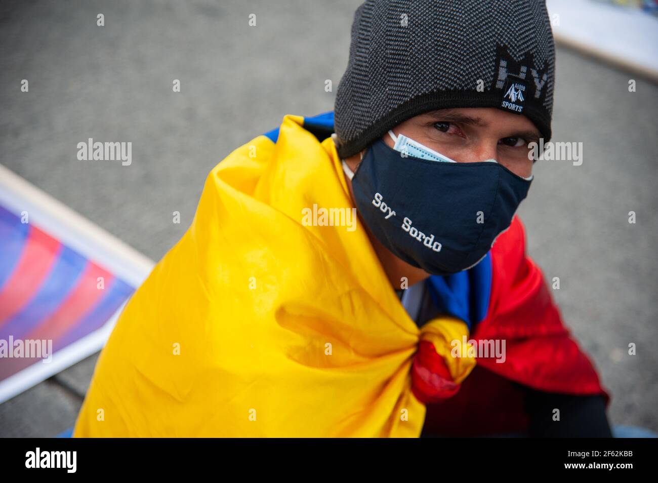 Deaf community members demonstrate against Colombia's Ministry of ...