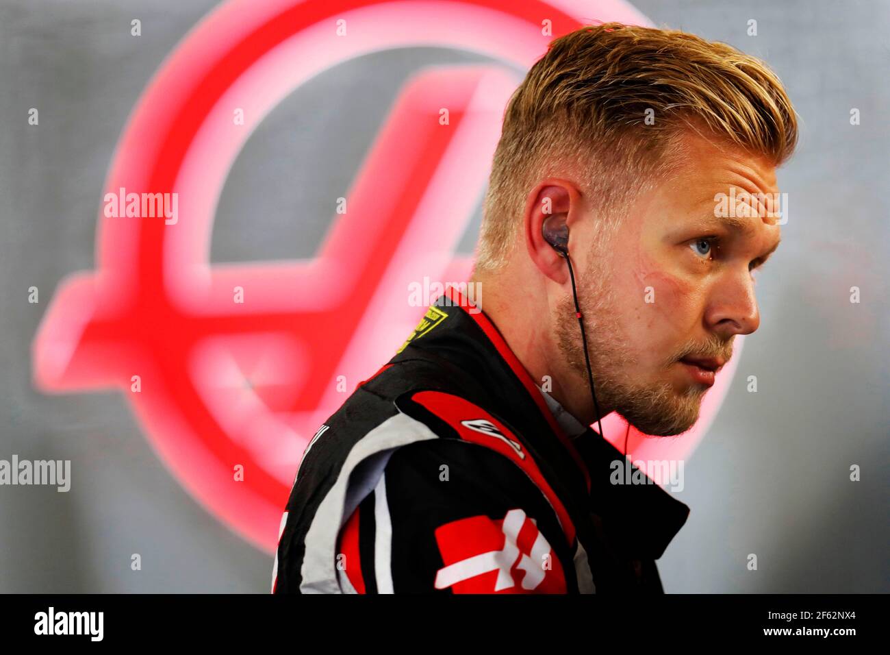 MAGNUSSEN Kevin (dnk) Haas VF-17 Ferrari Haas F1 team, ambiance ...