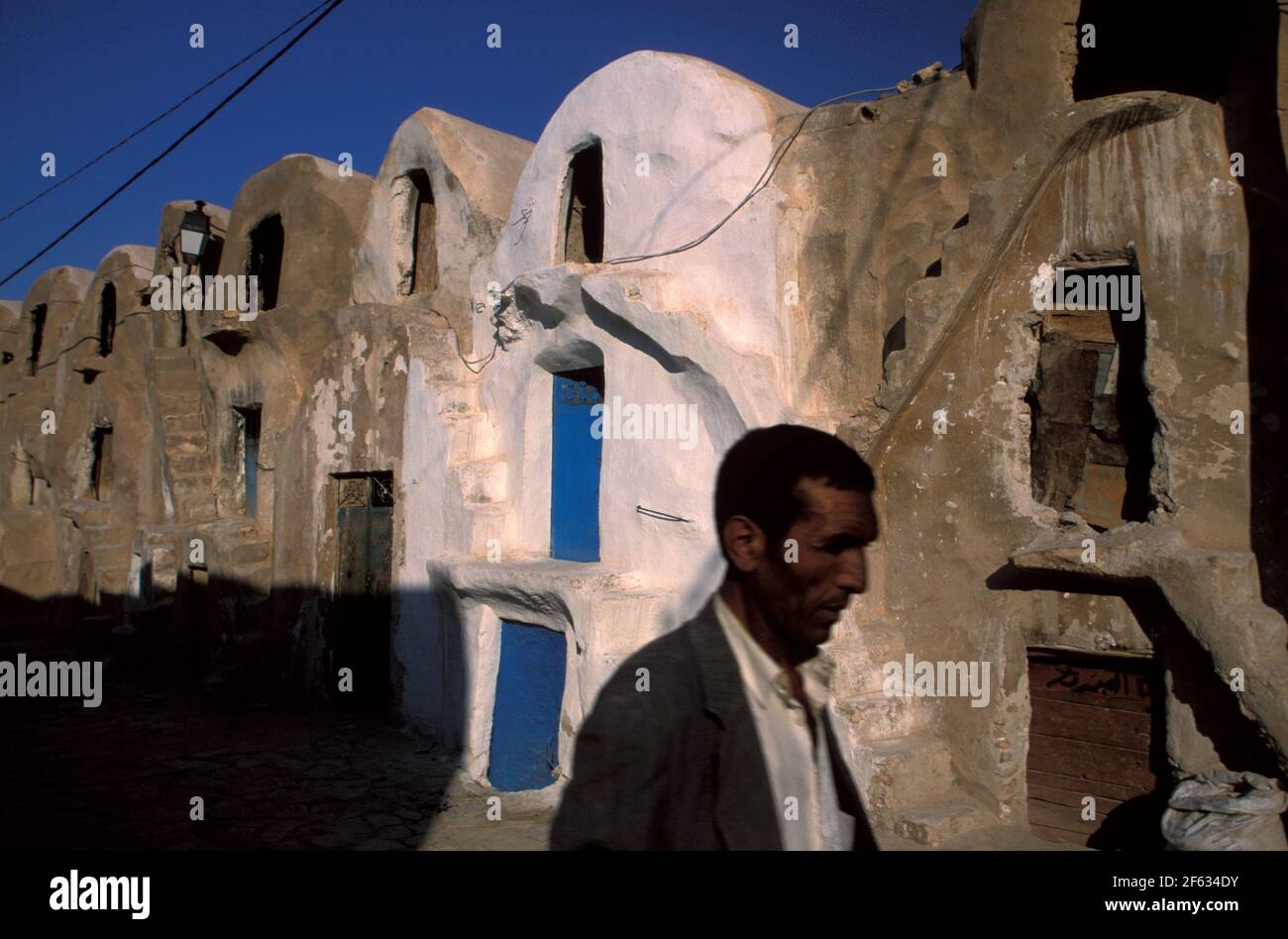 Multi story vaulted granary cellars hi-res stock photography and images ...