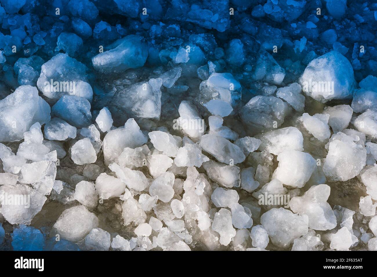 Textured icy blocks hi-res stock photography and images - Alamy