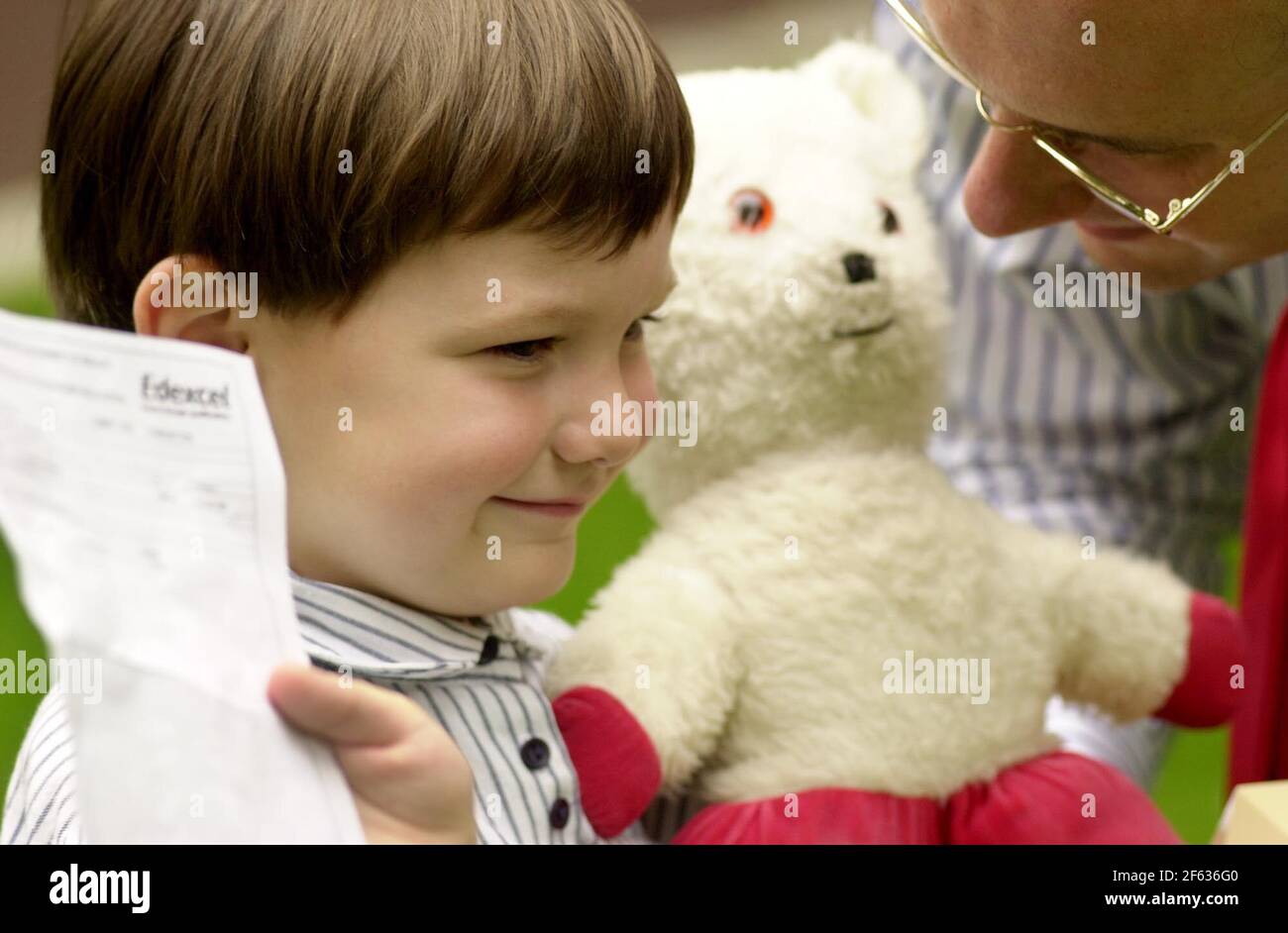 With his father dr neil fernandez hi-res stock photography and images ...