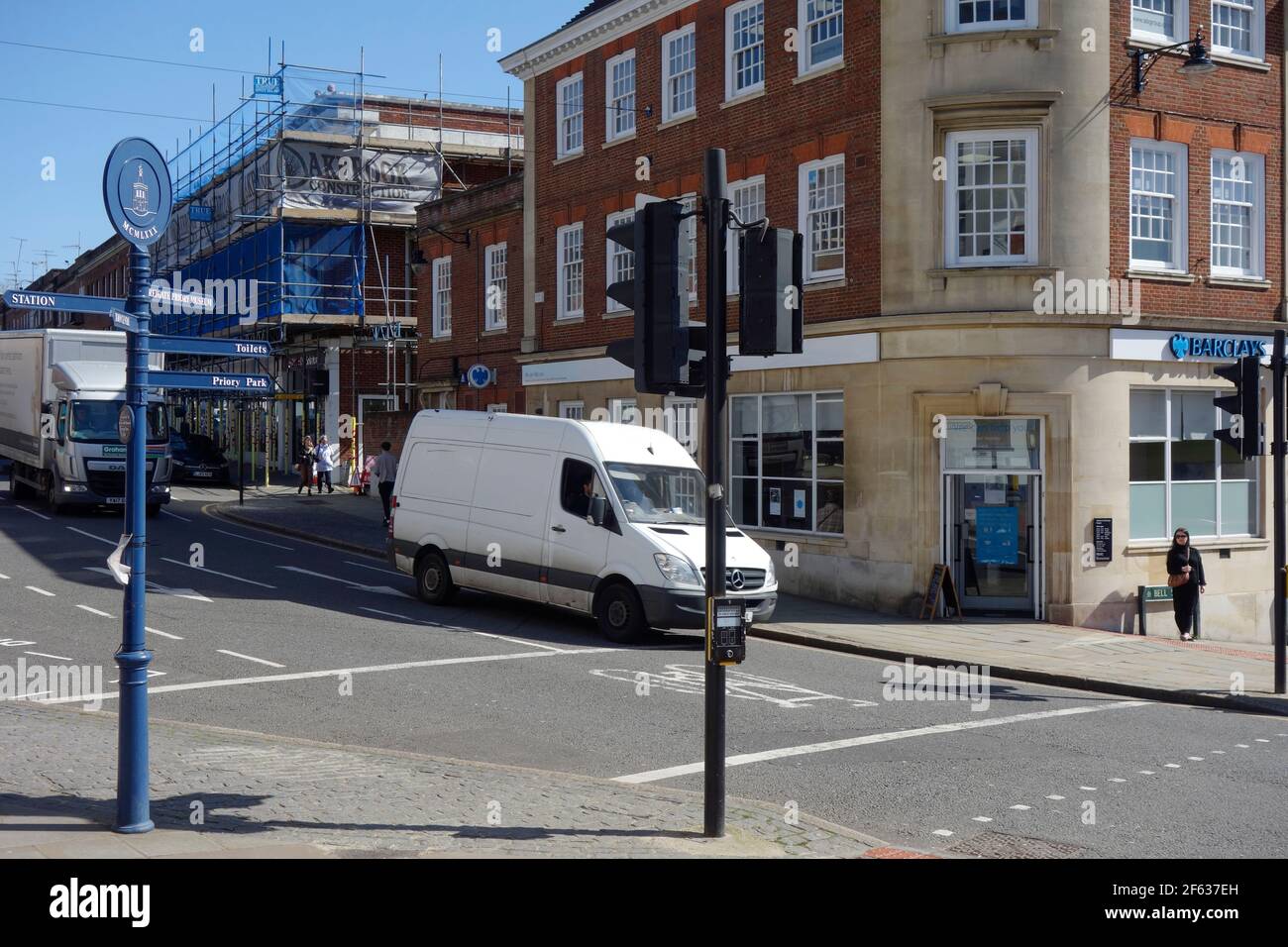 Reigate Town Centre High Resolution Stock Photography and Images - Alamy