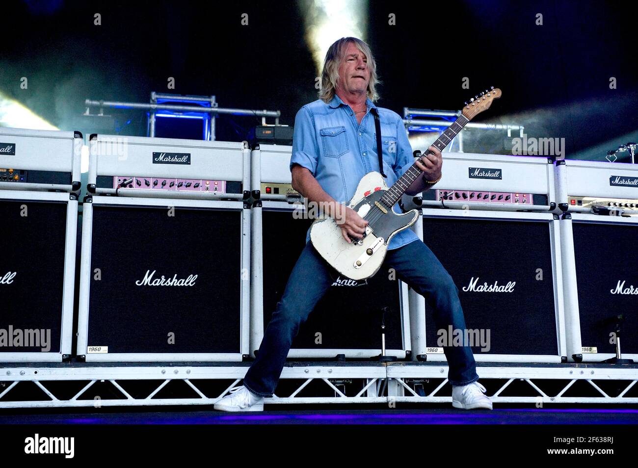 Status quo rossi parfitt hi-res stock photography and images - Alamy