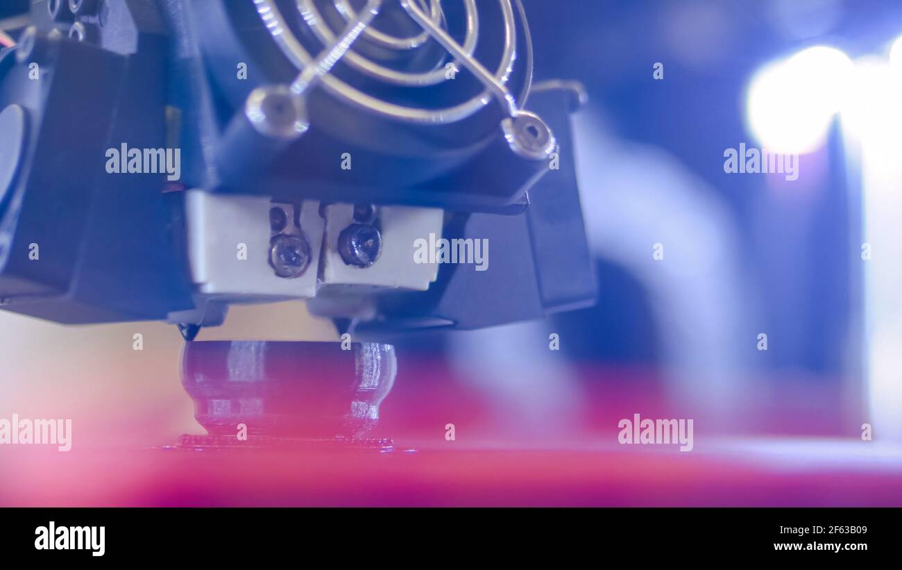 Robotic factory 3d printer hi-res stock photography and images - Alamy