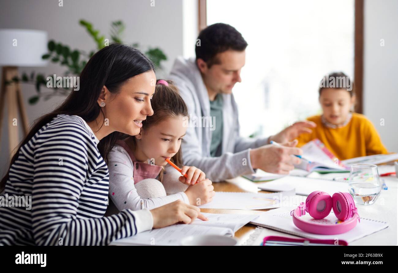 Children with parents learning hi-res stock photography and images - Alamy
