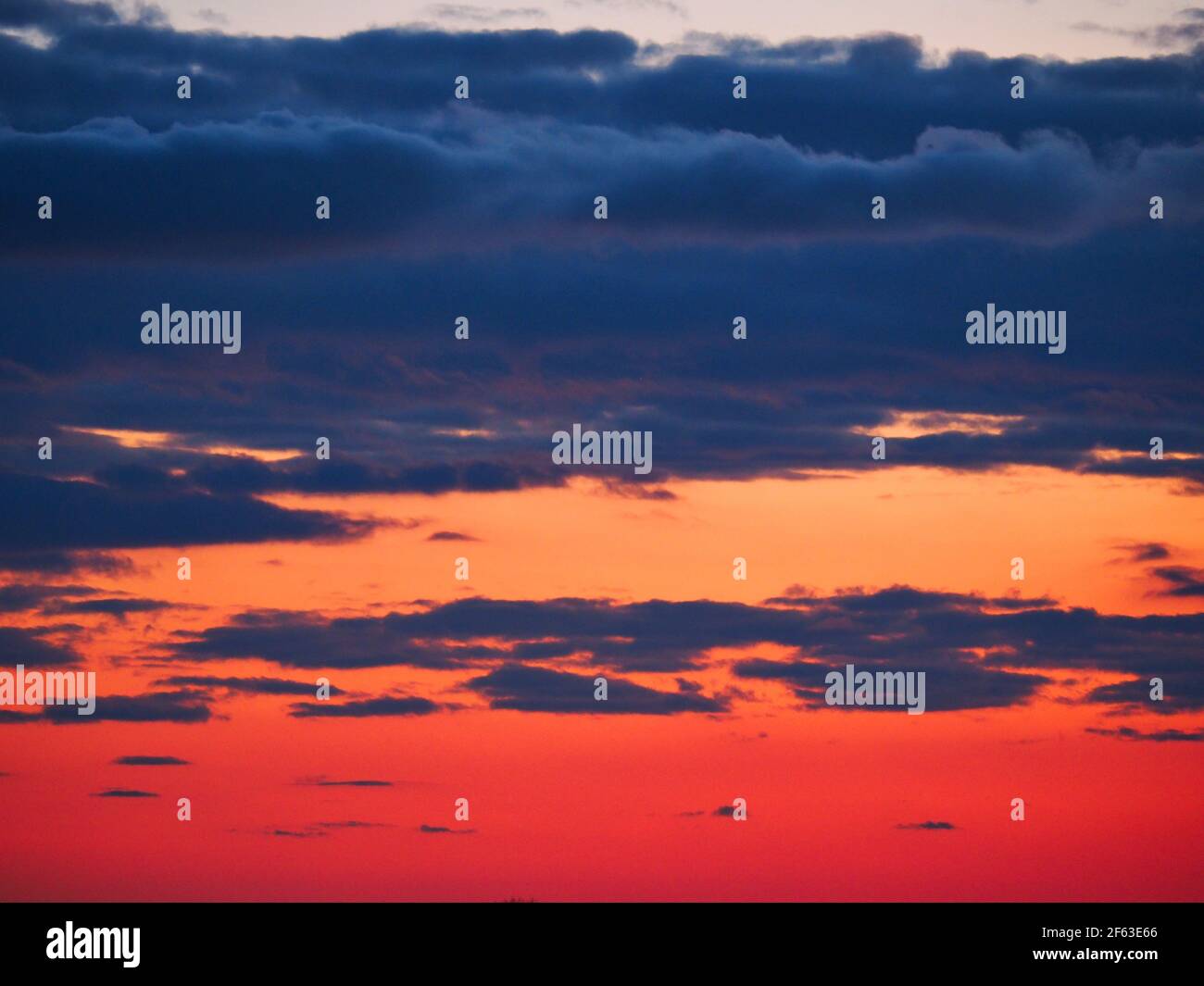 Heavenly clouds sunset hi-res stock photography and images - Alamy