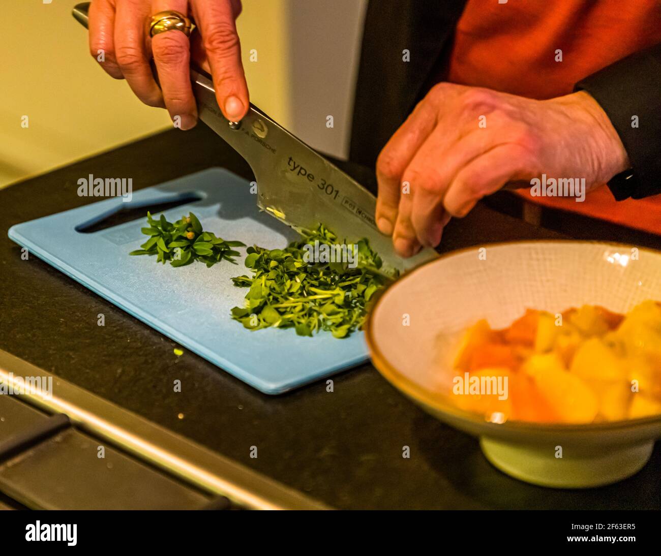 Online cooking course with the head chef Song Lee from the restaurant ...