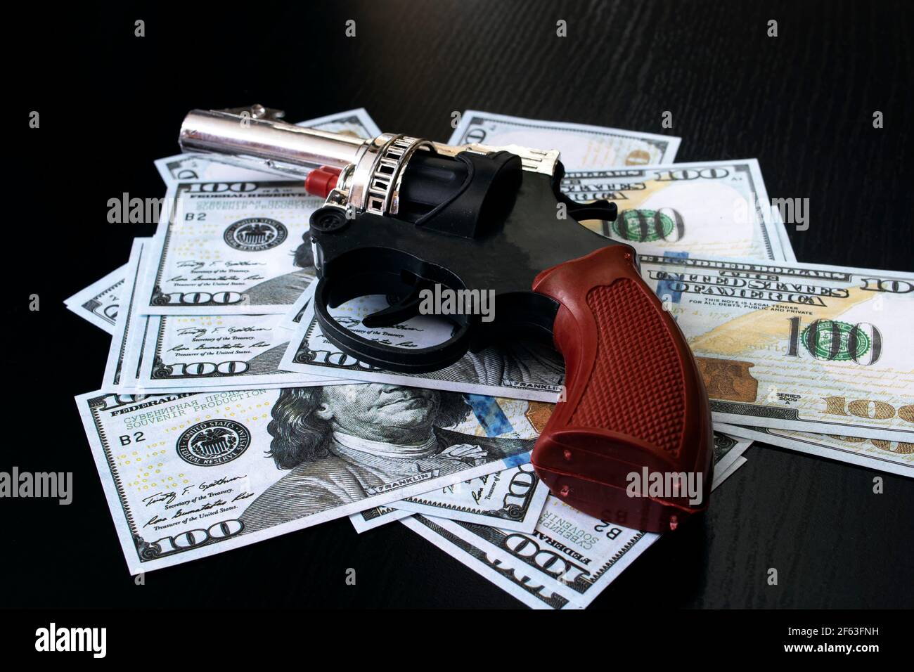 Close up money gun hi-res stock photography and images - Alamy