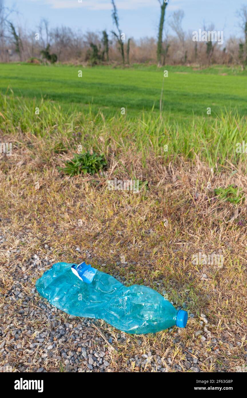 Plastic pollution in italy hi-res stock photography and images - Alamy