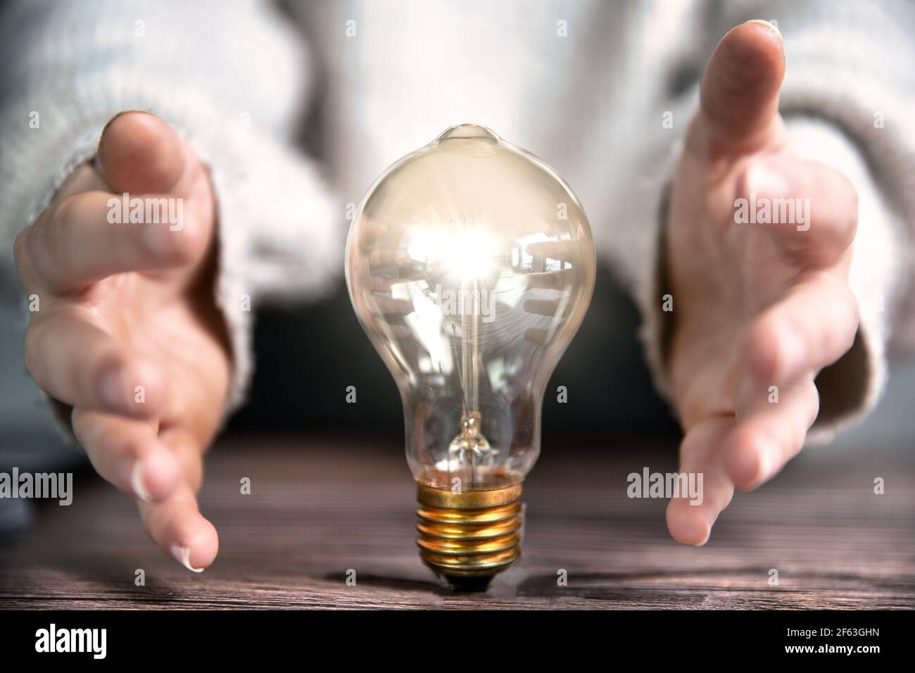 Concept for creativity,brainstorming,business ideas, Glowing lightbulb ...